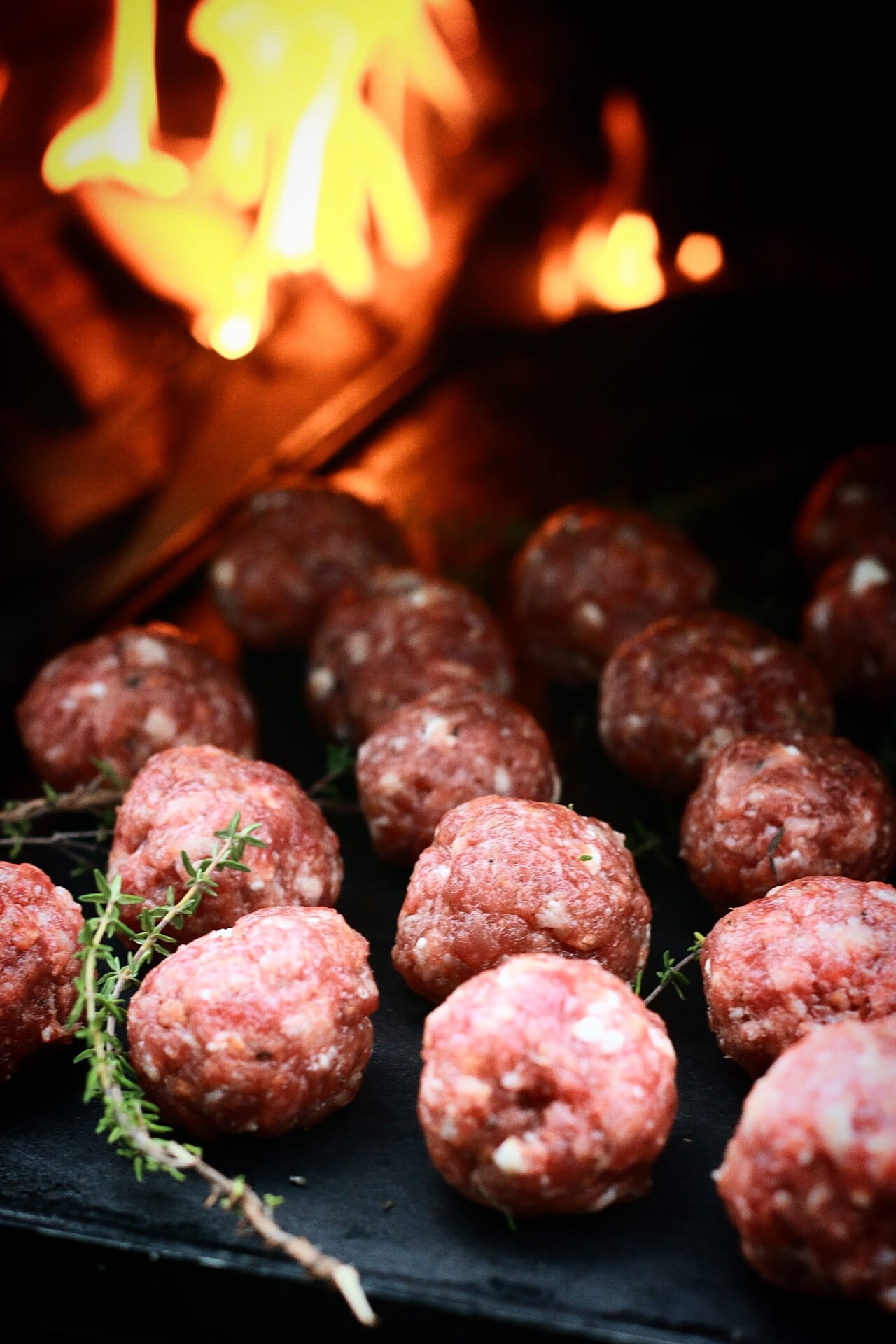 Duck meatballs – eendenballetjes met veenbessensaus - BBQ Bastard